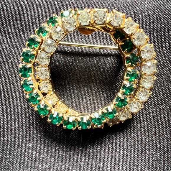 Jewelry | Vintage Crystal Brooch | Poshmark